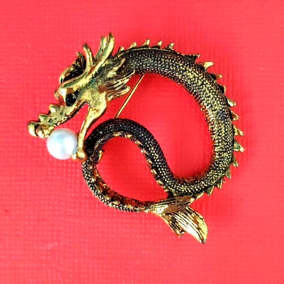 Vintage unbranded | Jewelry | Horned Serpent Split Tail Dragon With ...